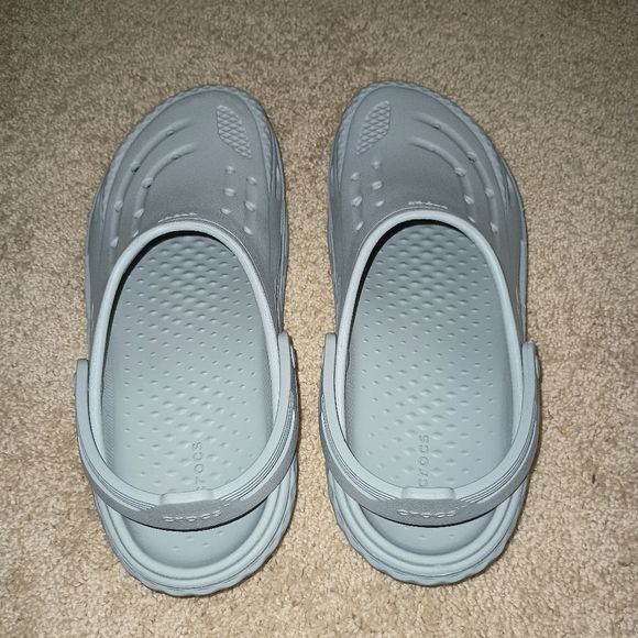 CROCS | Shoes | Unisex Crocs Light Gray Clogs Men 12 Women | Poshmark